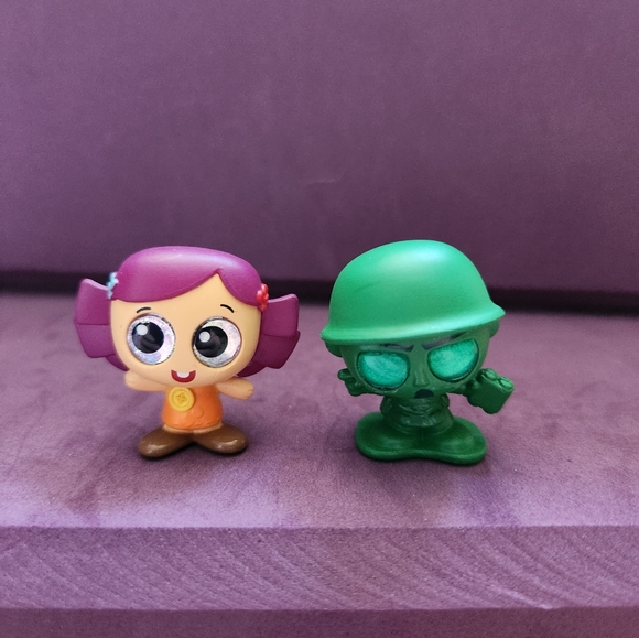 Disney | Toys | Disney Doorables Series Exclusive Dolly And Sergeant ...